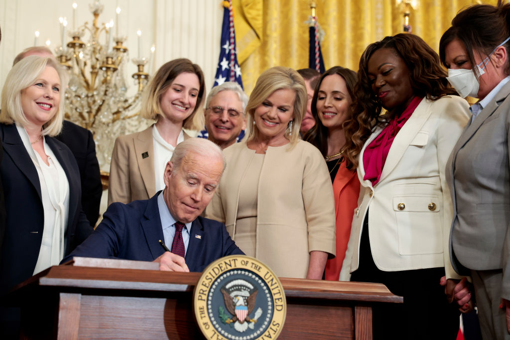 Biden Ends Forced Arbitration With New Metoo Bill Equal Rights Advocates